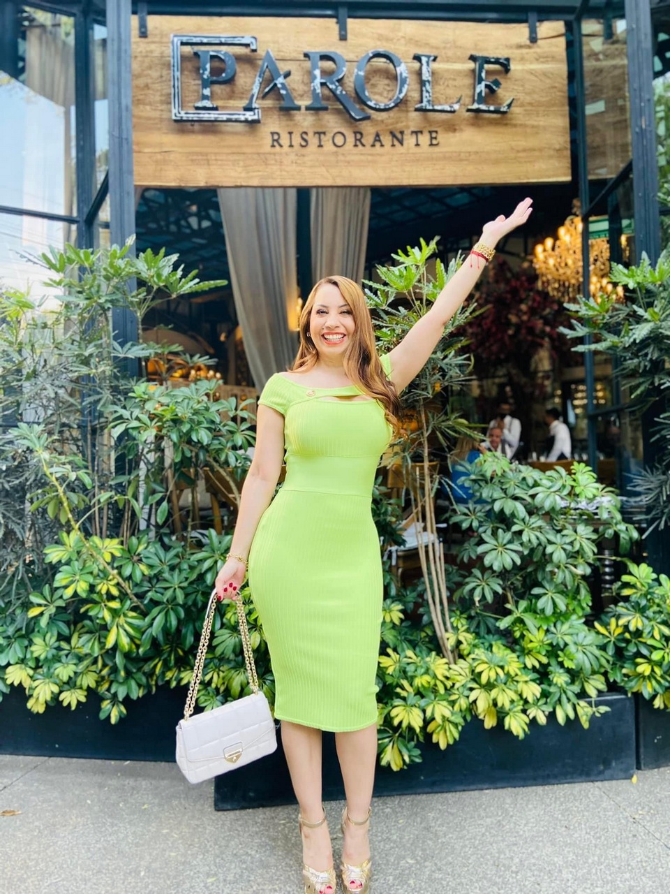 Brenda Angulo Feet (30 sexy photos) Sexy Feets - Celeb Feets