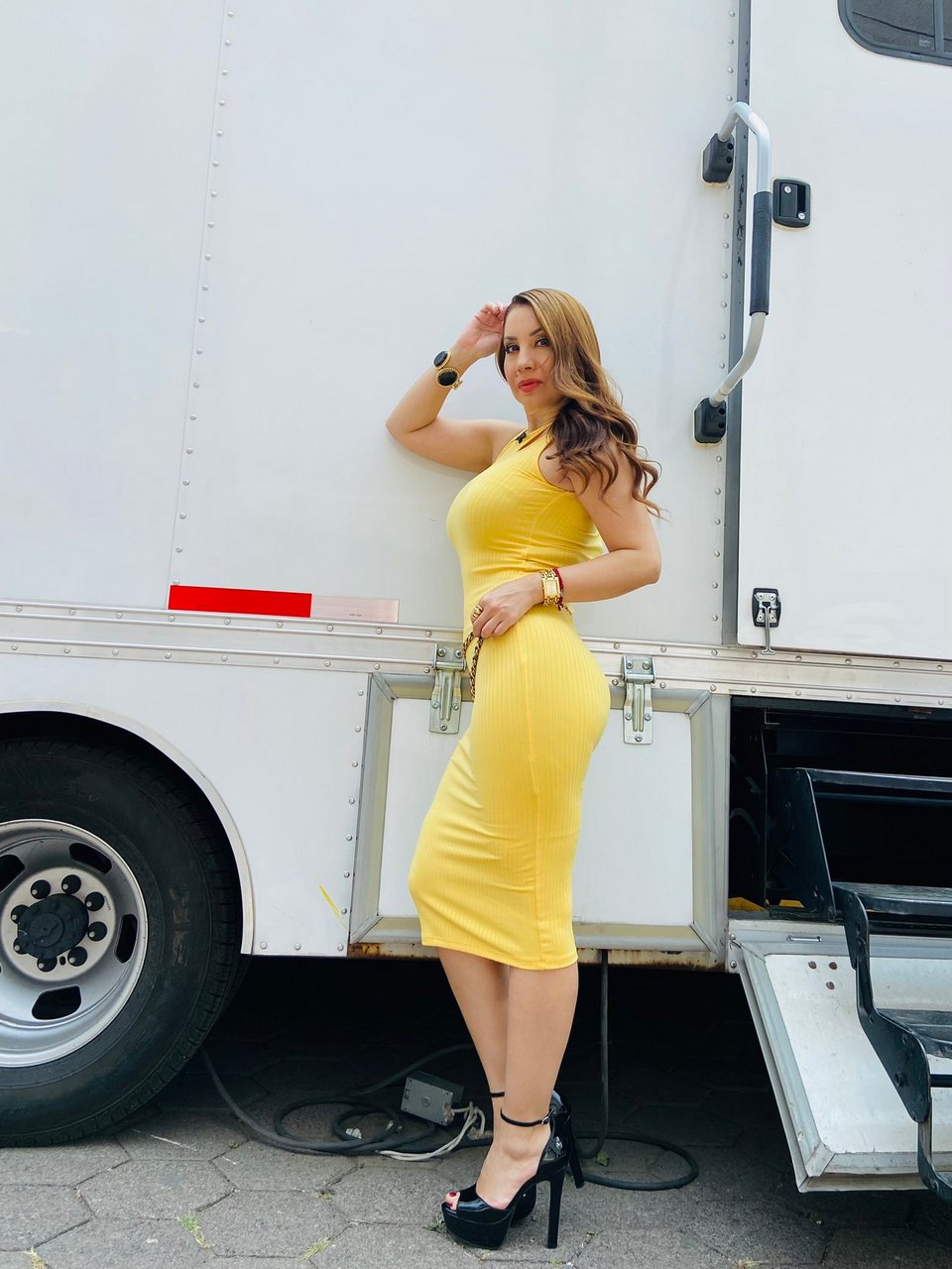 Brenda Angulo Feet (30 sexy photos) Sexy Feets - Celeb Feets