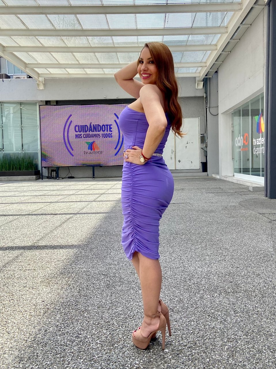 Brenda Angulo Feet (30 sexy photos) Sexy Feets - Celeb Feets