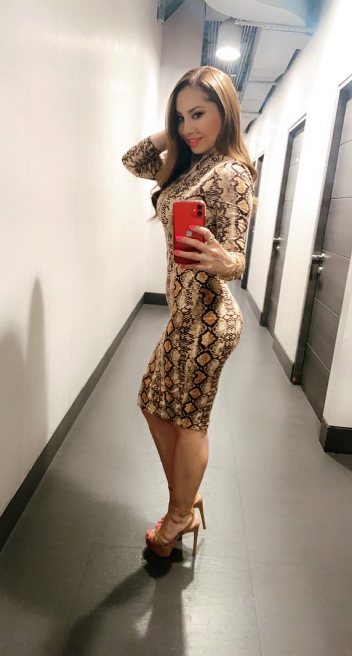 Brenda Angulo Feet (30 sexy photos) Sexy Feets - Celeb Feets